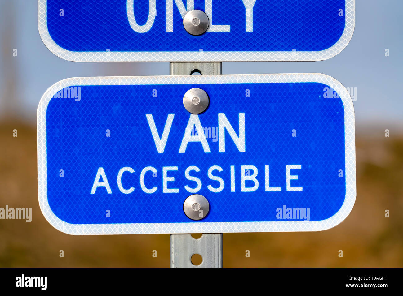 Wheelchair accessible van hi-res stock photography and images - Alamy
