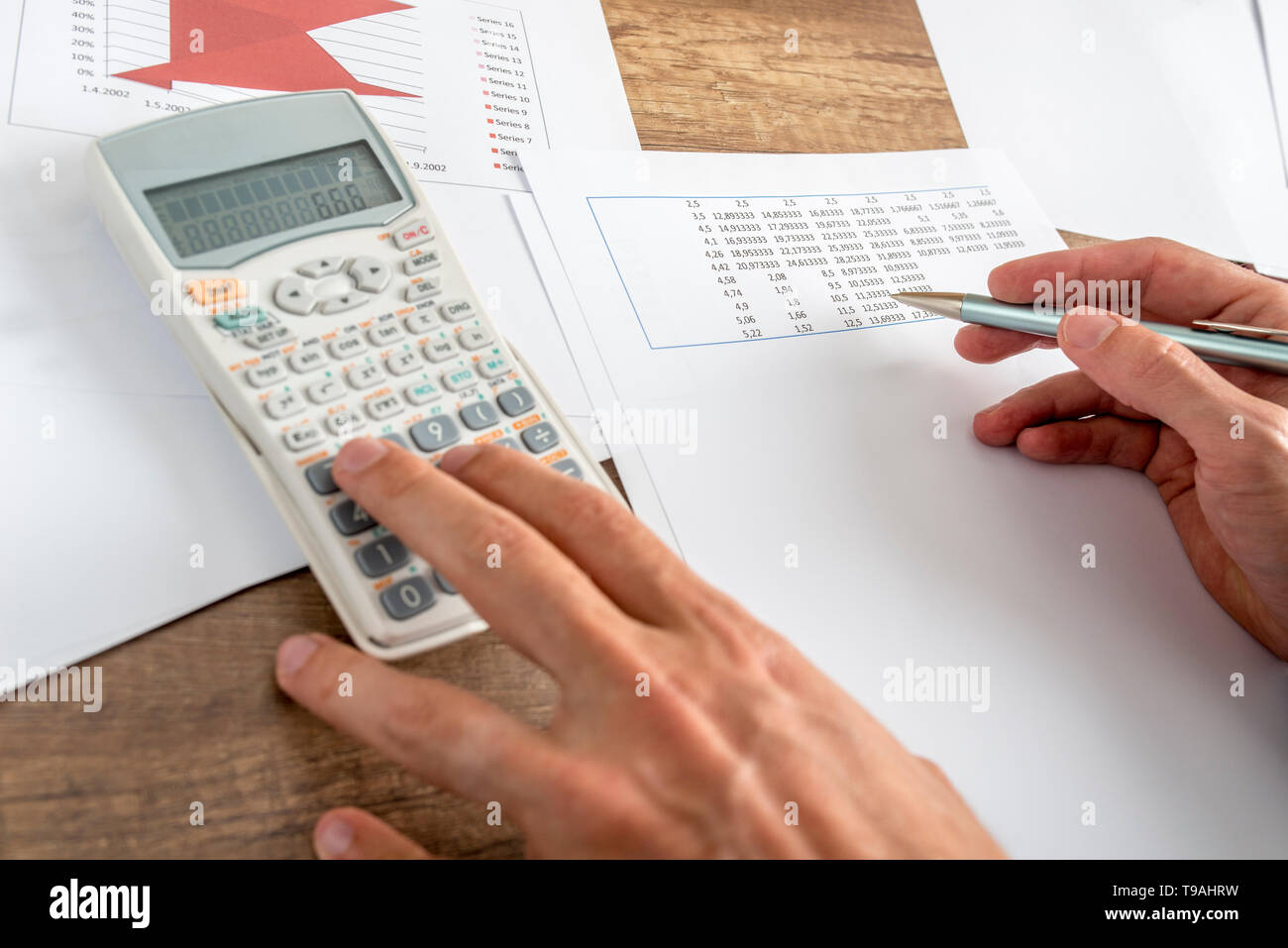 Calculating numbers hi-res stock photography and images - Alamy