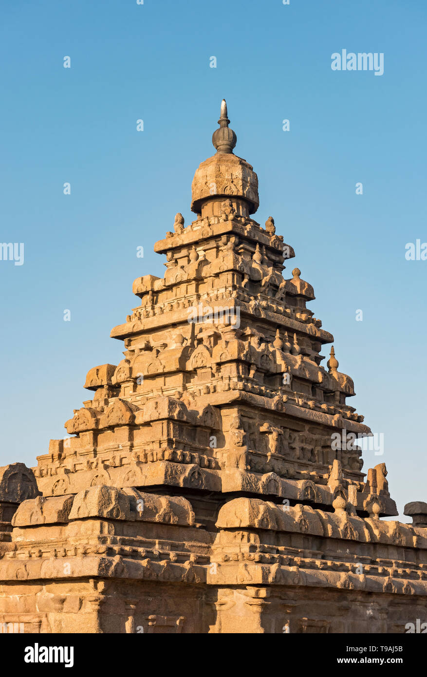 Structural temple hi-res stock photography and images - Alamy