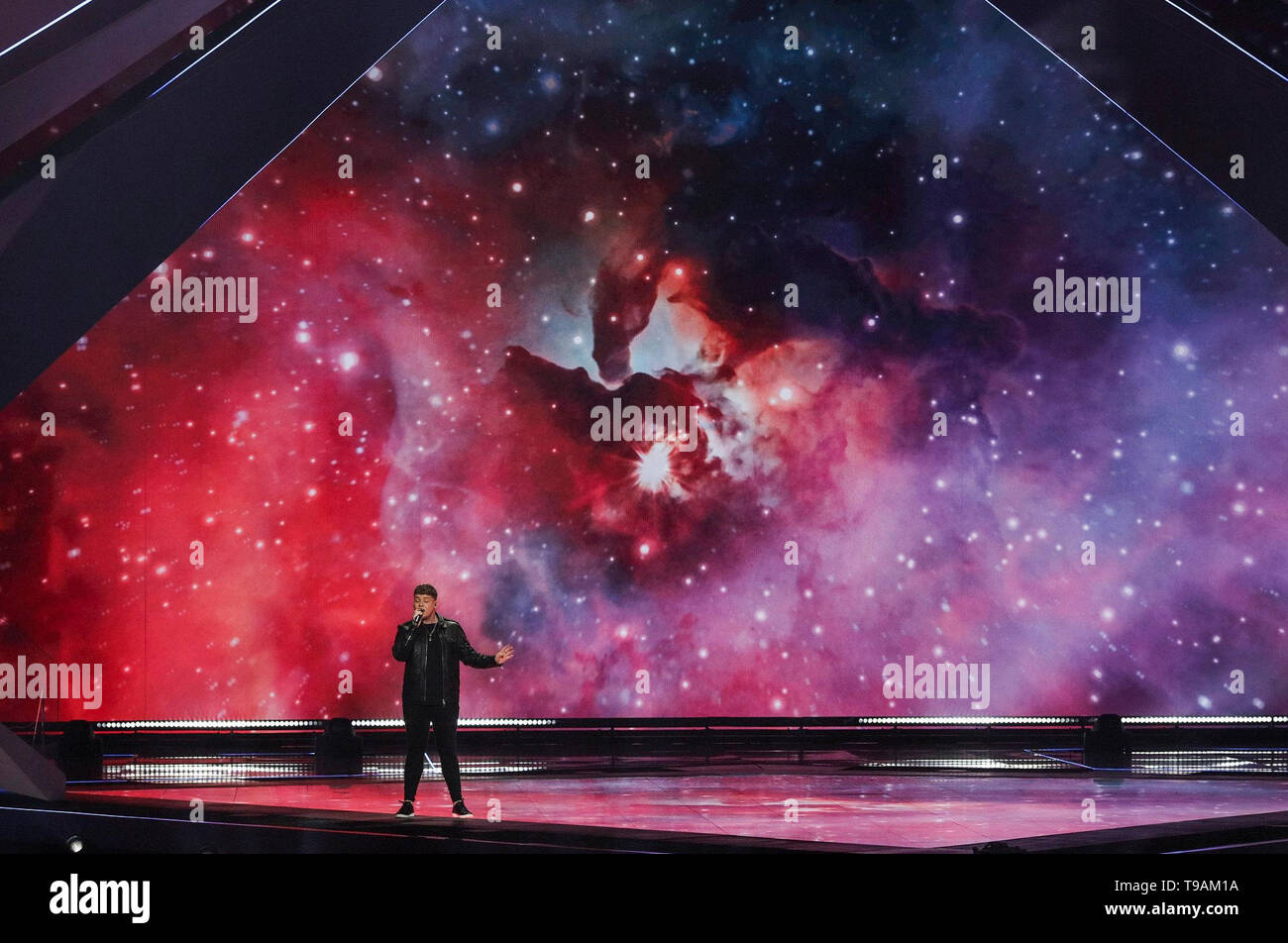 Michael rice singer hi-res stock photography and images - Alamy