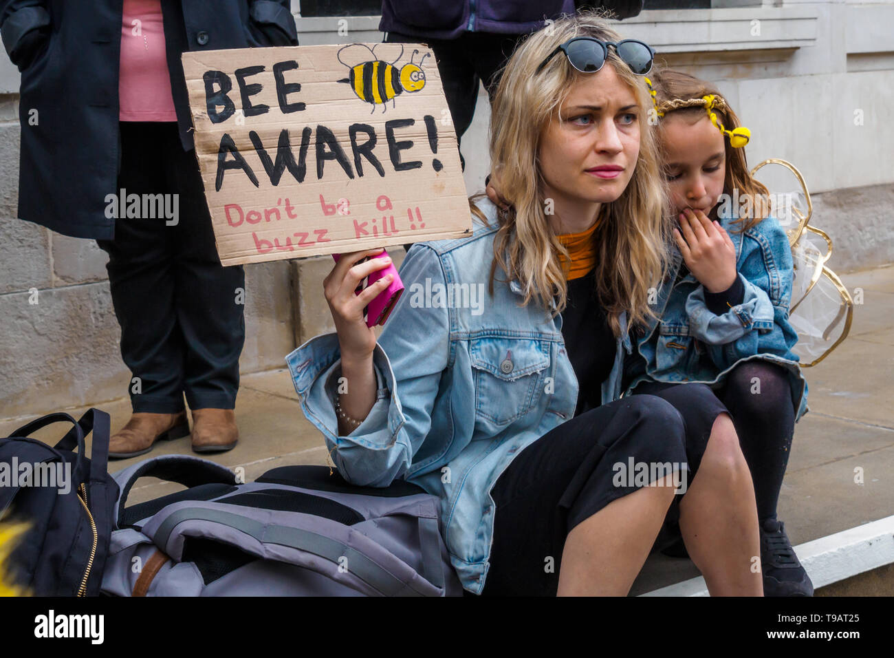 Buzz kill hi-res stock photography and images - Alamy