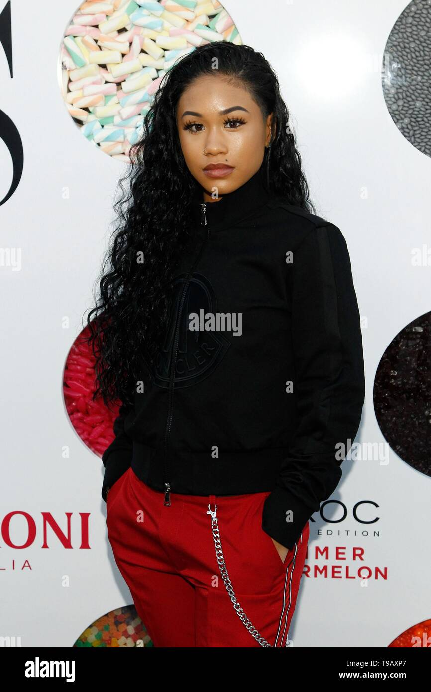 16th anniversary hi-res stock photography and images - Alamy