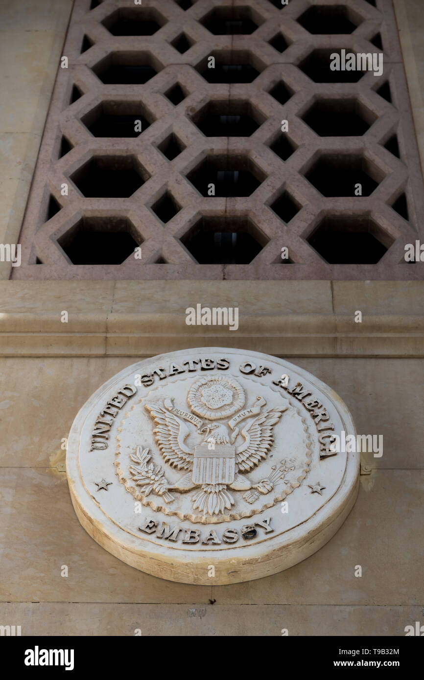 American embassy tehran 1979 hi-res stock photography and images - Alamy