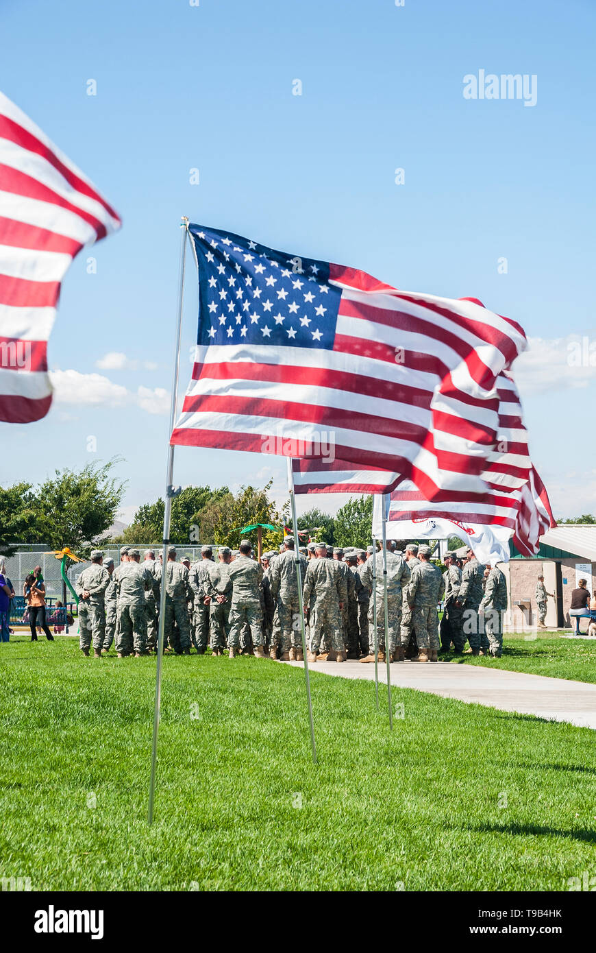 American soldiers gathering hi-res stock photography and images - Alamy