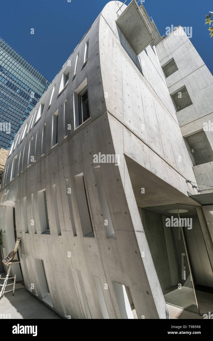 Circular shaped building hi-res stock photography and images - Alamy