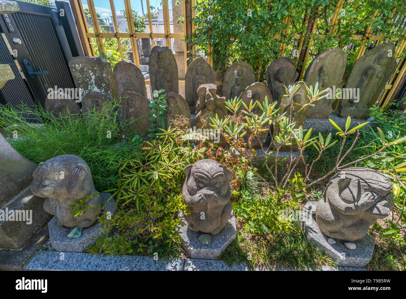 Tokyo, Minato Ward - August 17, 2018 : Sculpture of Tree monkeys ...