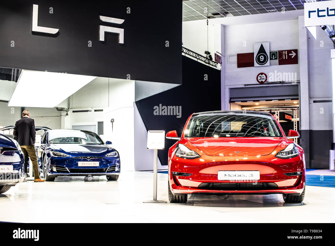 Tesla model 3 red hi-res stock photography and images - Alamy