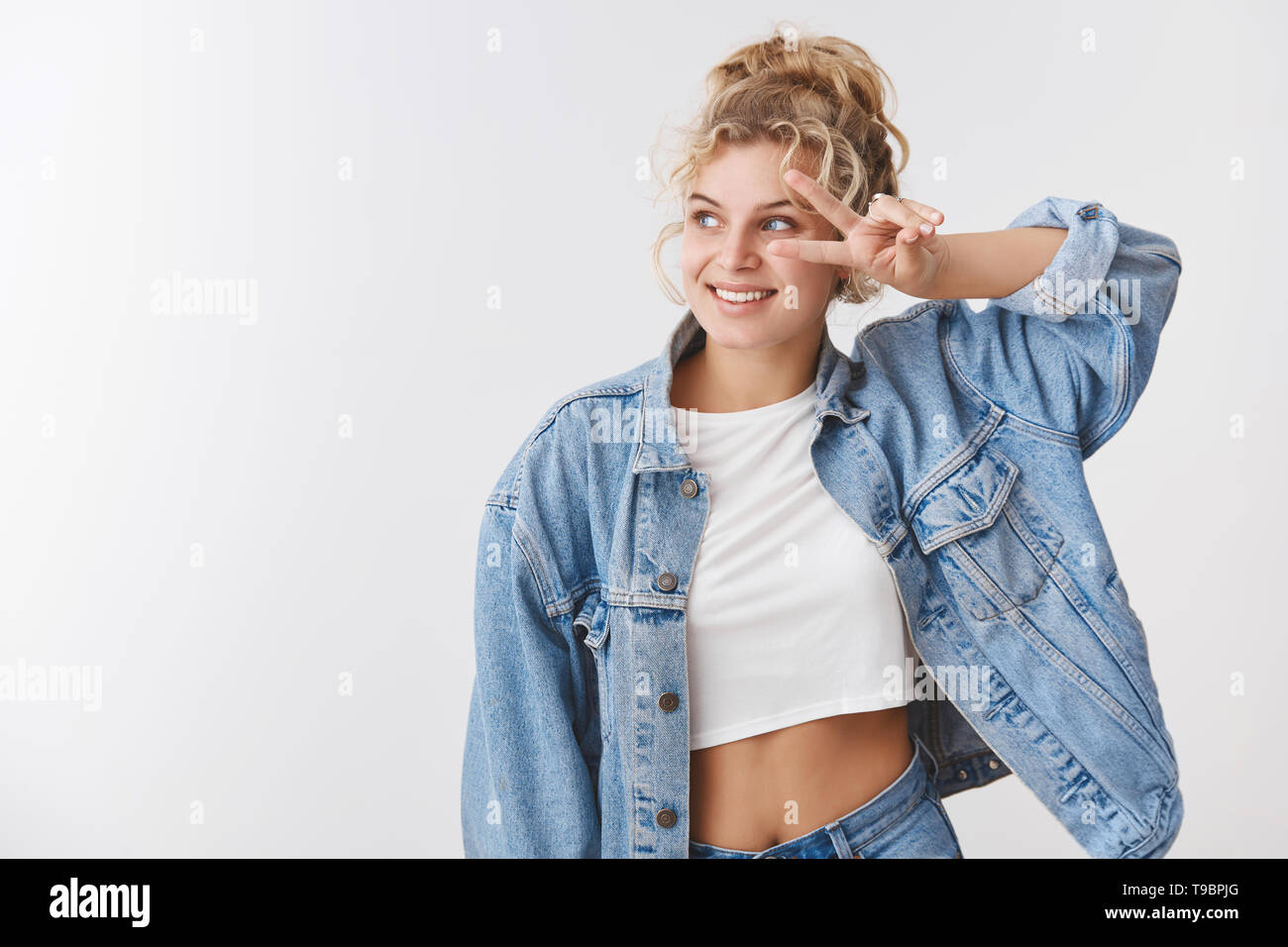 Girl turning to look at me hi-res stock photography and images - Alamy