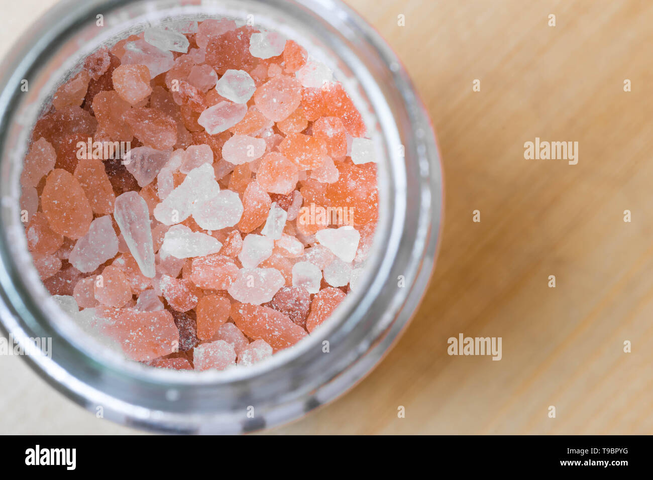 Oil spilled in container hi-res stock photography and images - Alamy