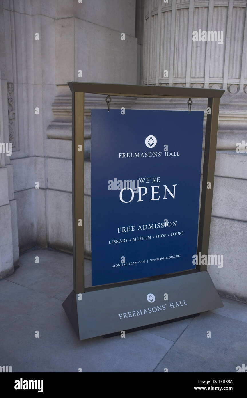Masonic hall sign hi-res stock photography and images - Alamy