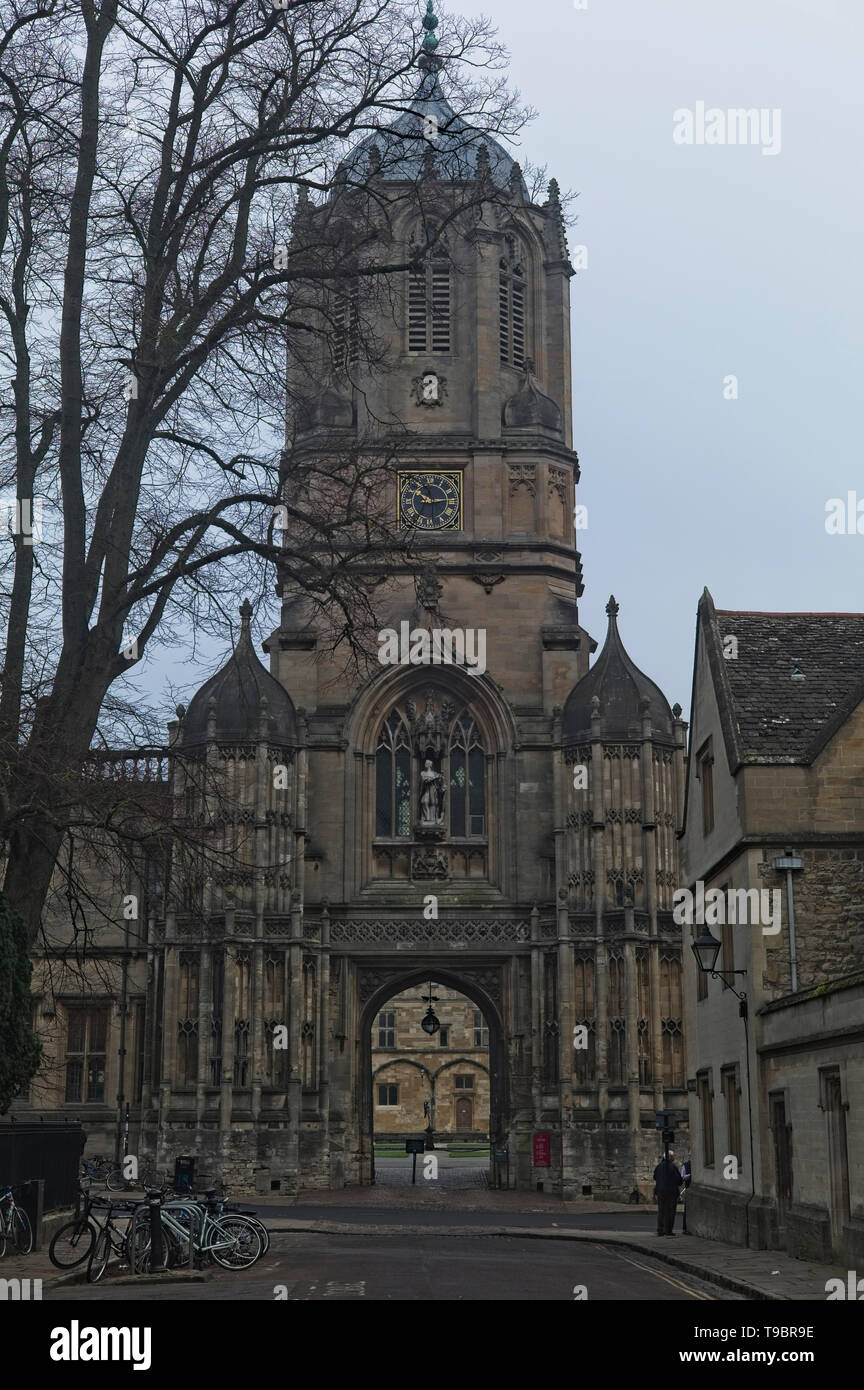 Tom Tower, over Tom Gate, on St Aldates, Ocford. Entrance of Christ ...