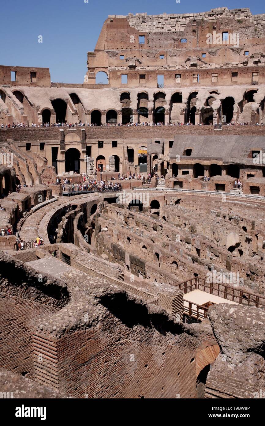 Ancient Roman Colosseum Stock Photo - Alamy