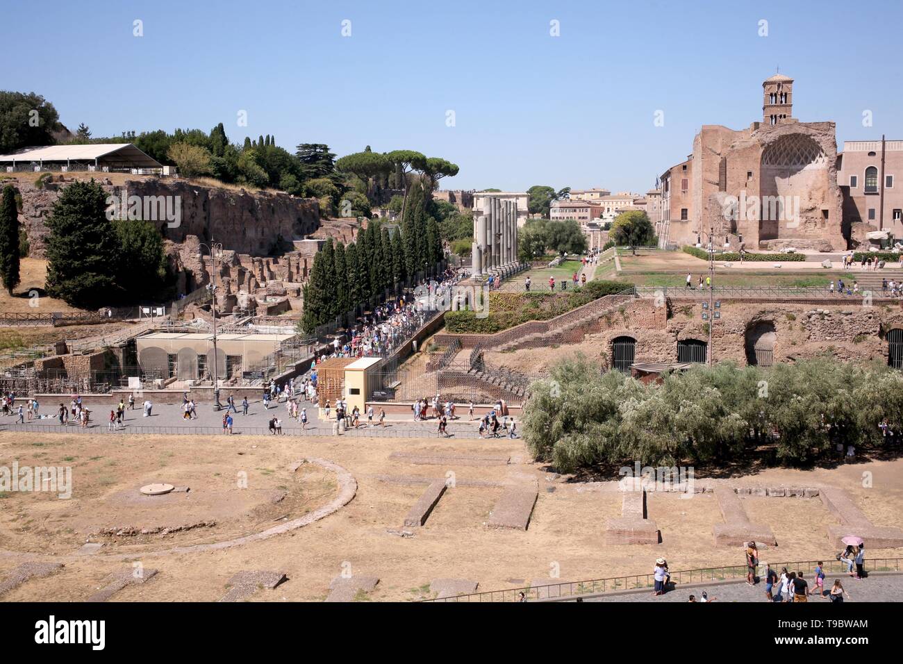 Ancient roman forum hi-res stock photography and images - Alamy