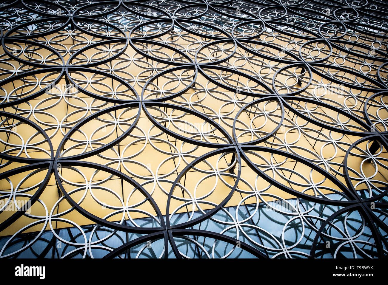 Interior of birmingham city library hi-res stock photography and images ...