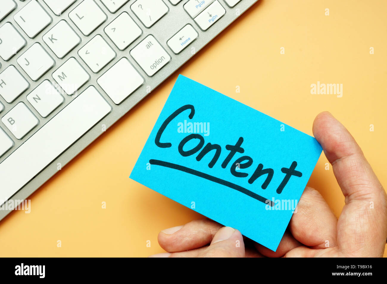 Engaging social media content hi-res stock photography and images - Alamy