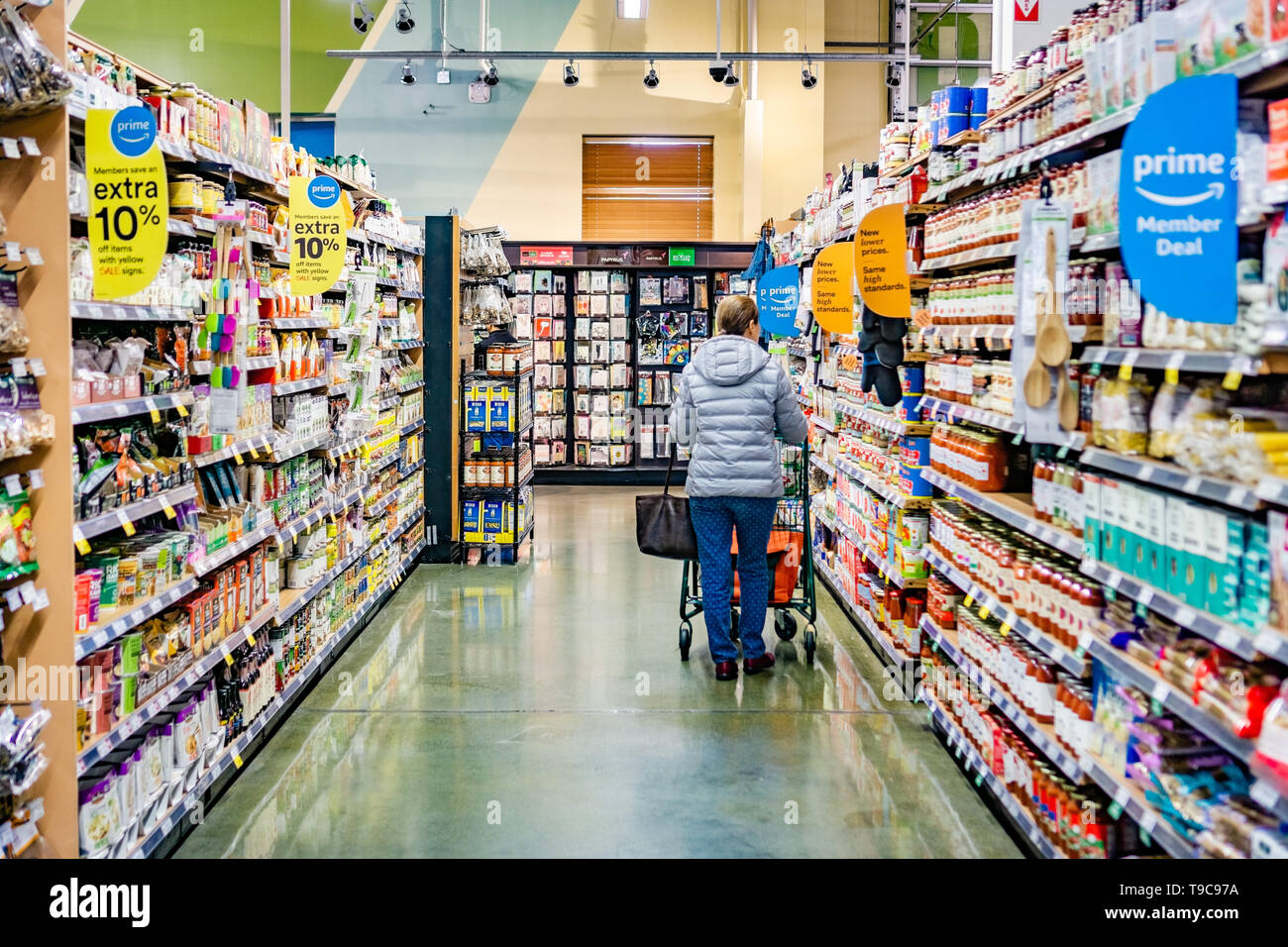 Amazon Prime Member High Resolution Stock Photography and Images - Alamy