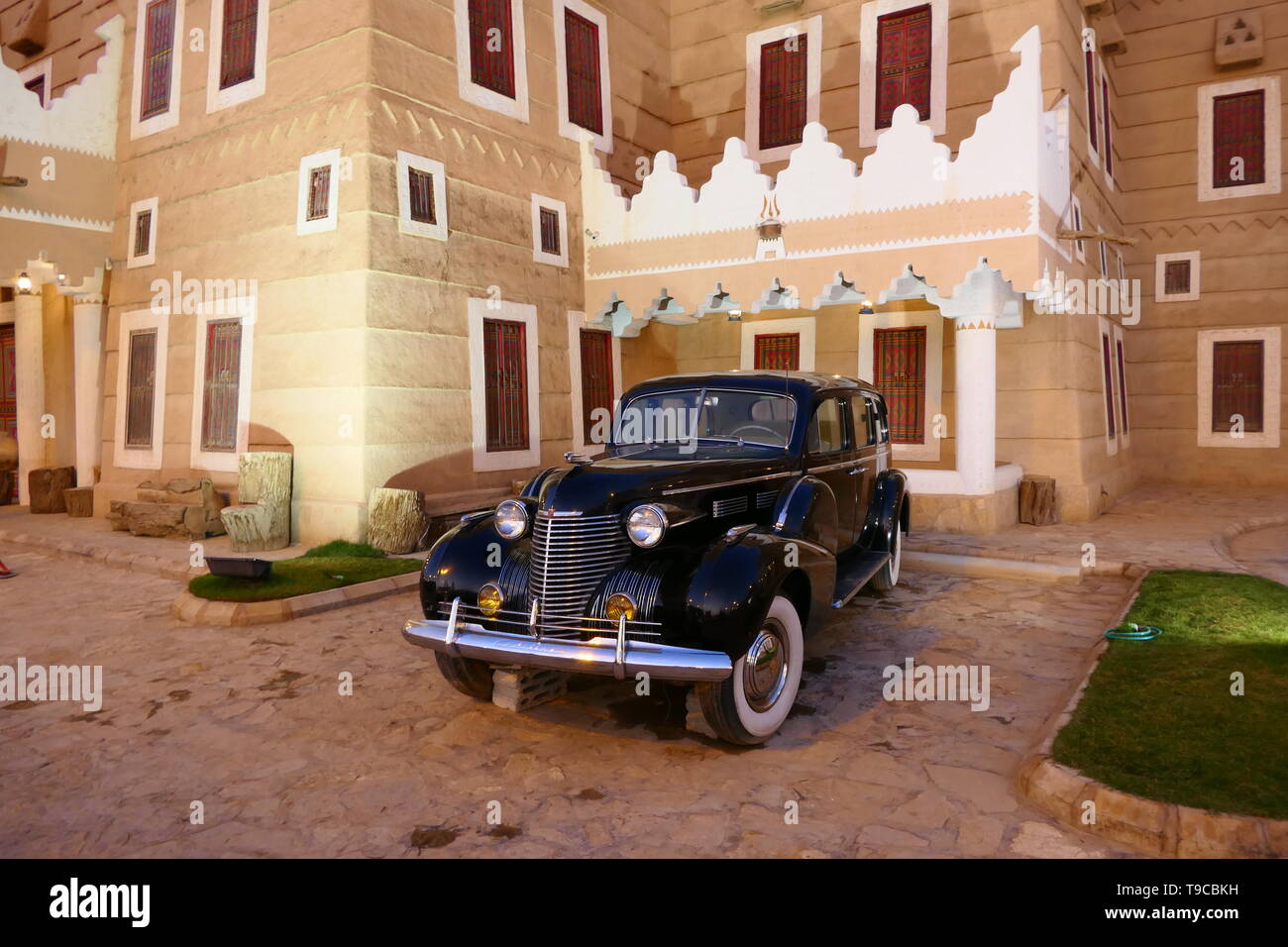 Saudi arabian cuisine hi-res stock photography and images - Alamy