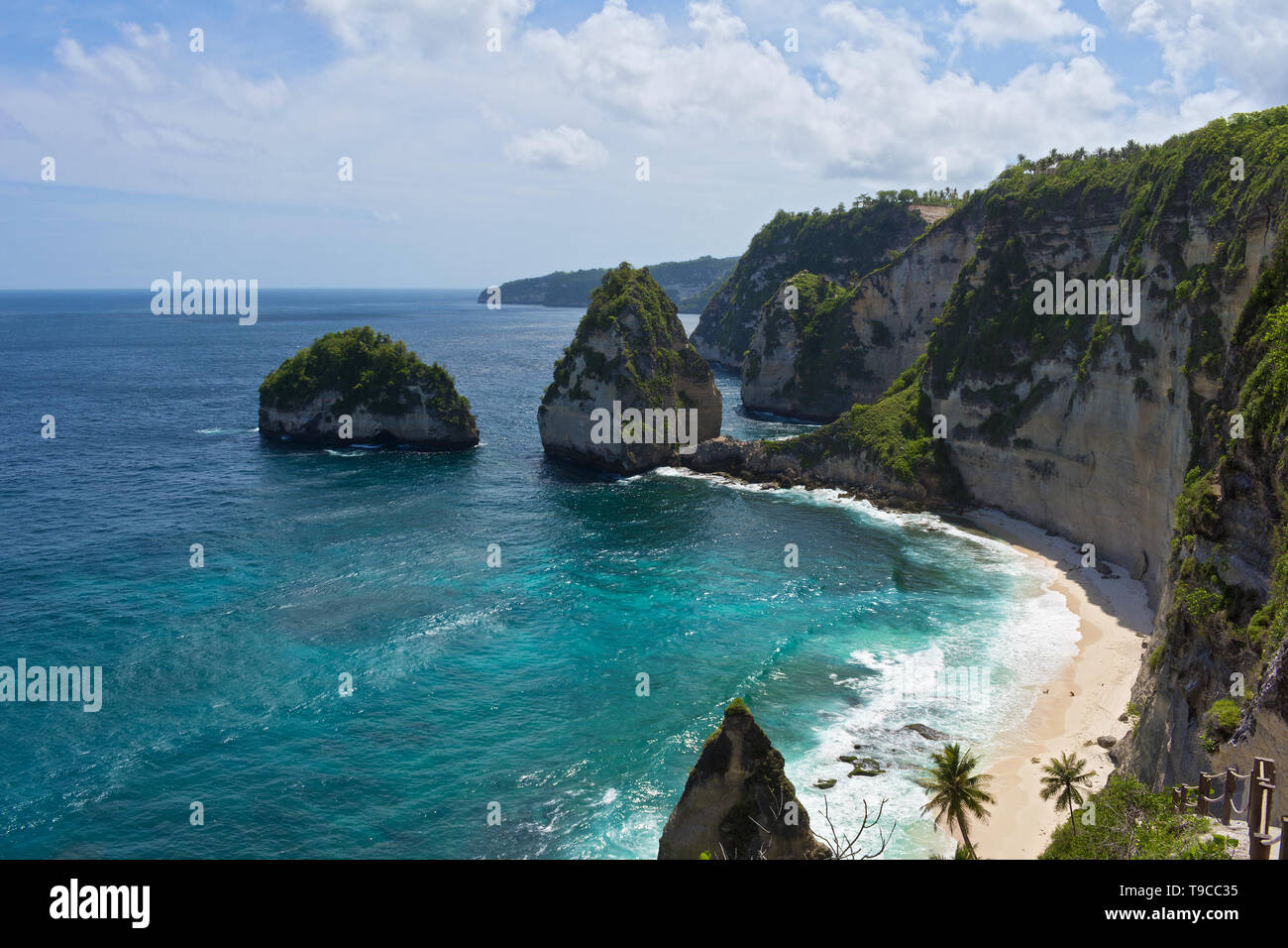 Diamond Beach at Nusa Penida, Bali, Indonesia Stock Photo - Alamy