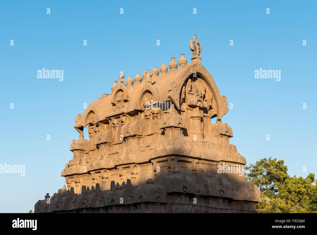 Ganesha Ratha temple, Mahabalipuram (Mamallapuram), India Stock Photo ...
