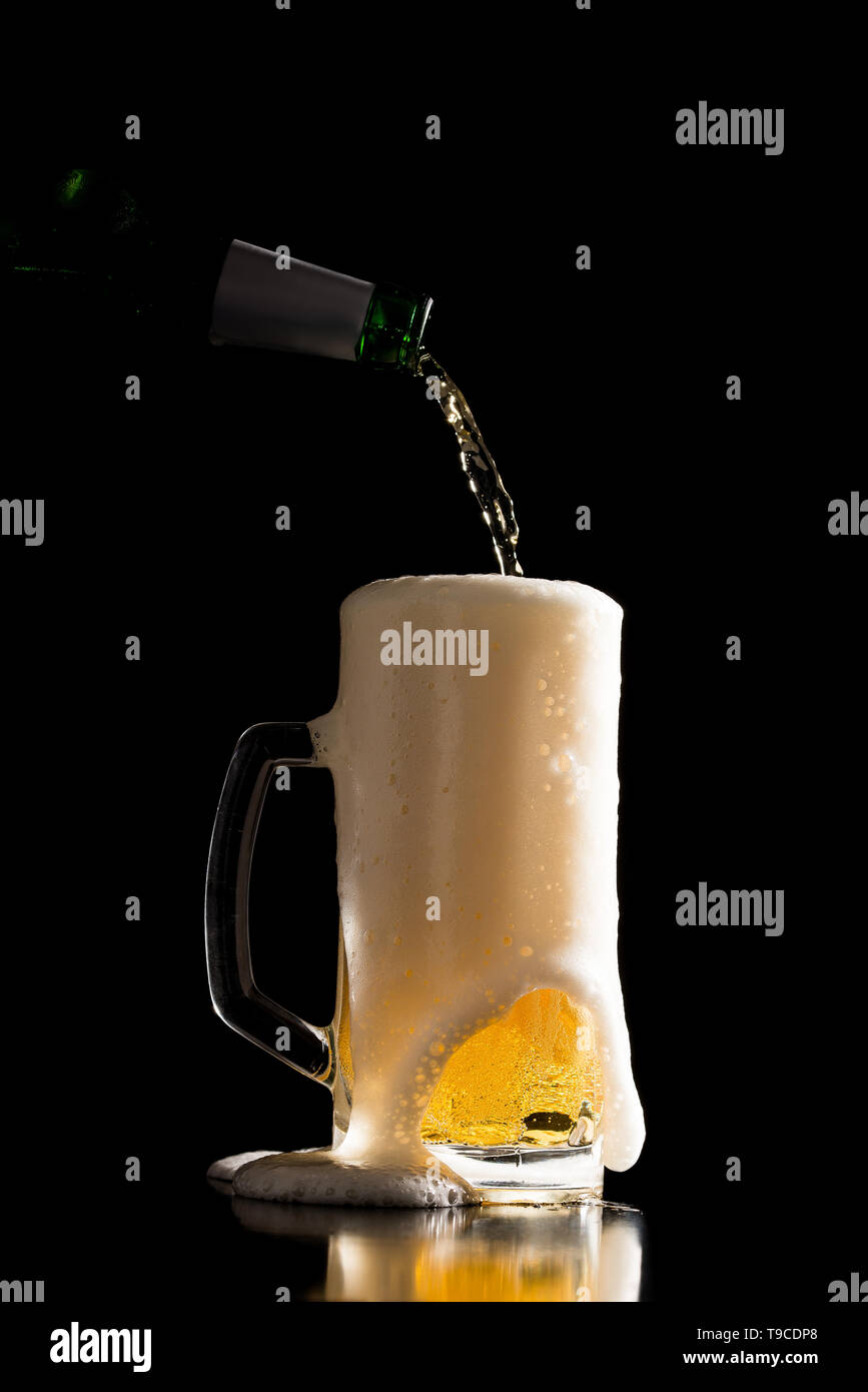 Beer head from above hi-res stock photography and images - Alamy