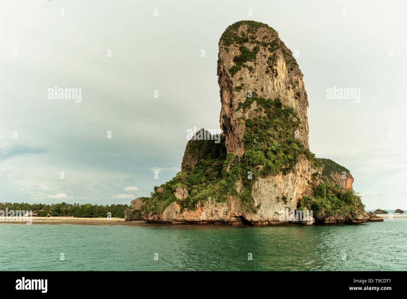 Big rock in the sea. Gulf of Thailand Stock Photo - Alamy