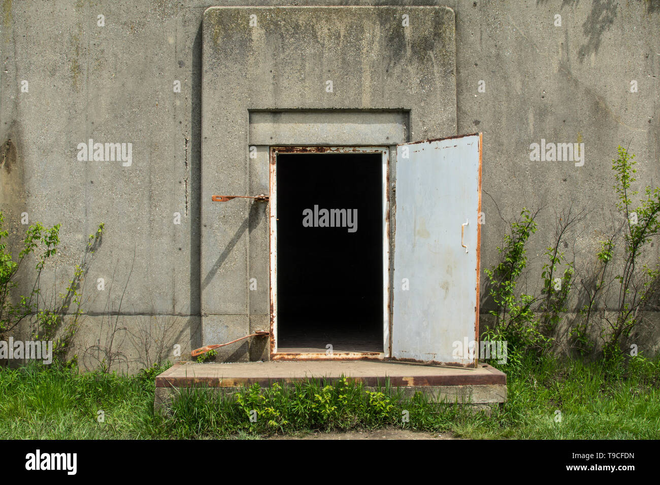 Old ammunition bunkers hi-res stock photography and images - Alamy