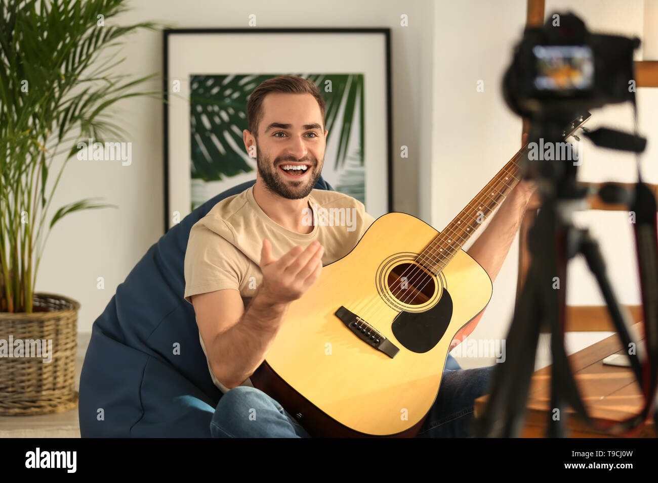 Recording relax hi-res stock photography and images - Alamy