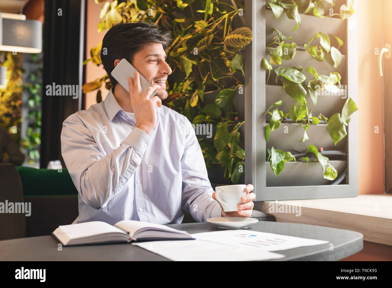 Male making a call hi-res stock photography and images - Alamy