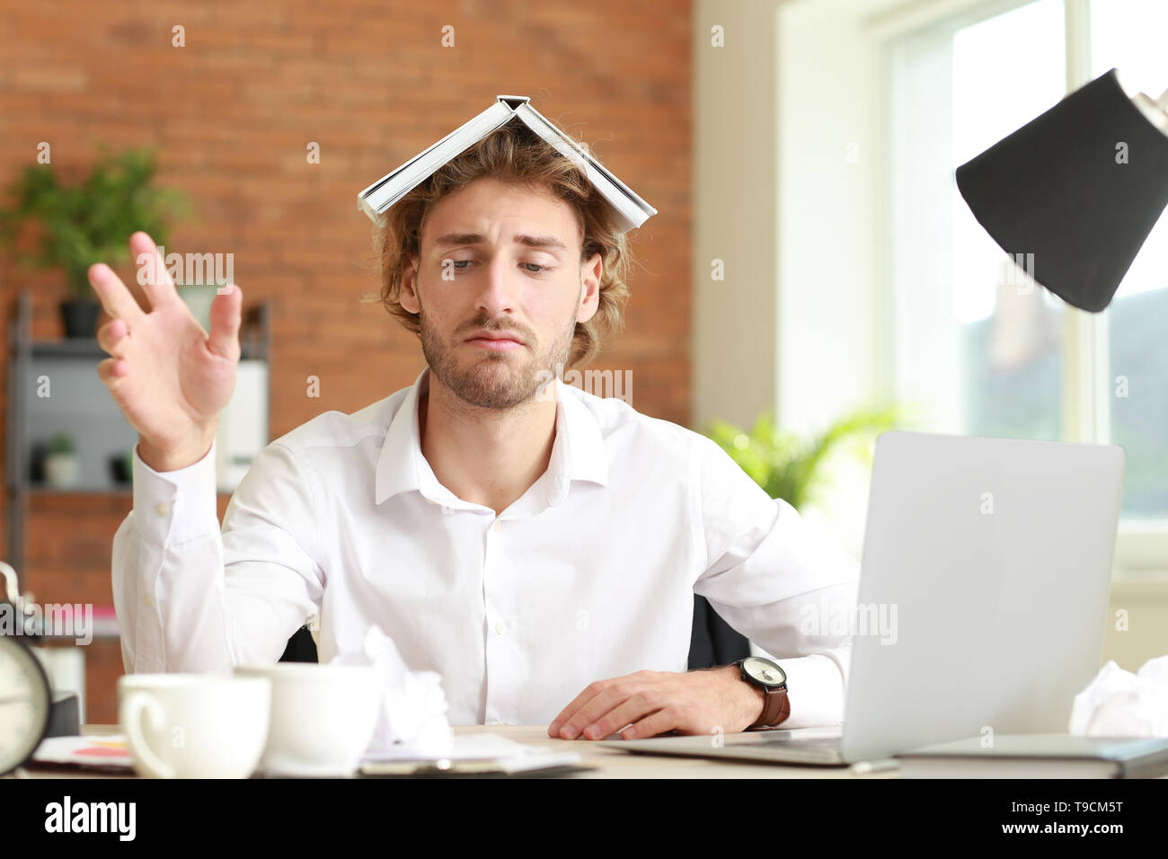 Missing deadlines hi-res stock photography and images - Alamy