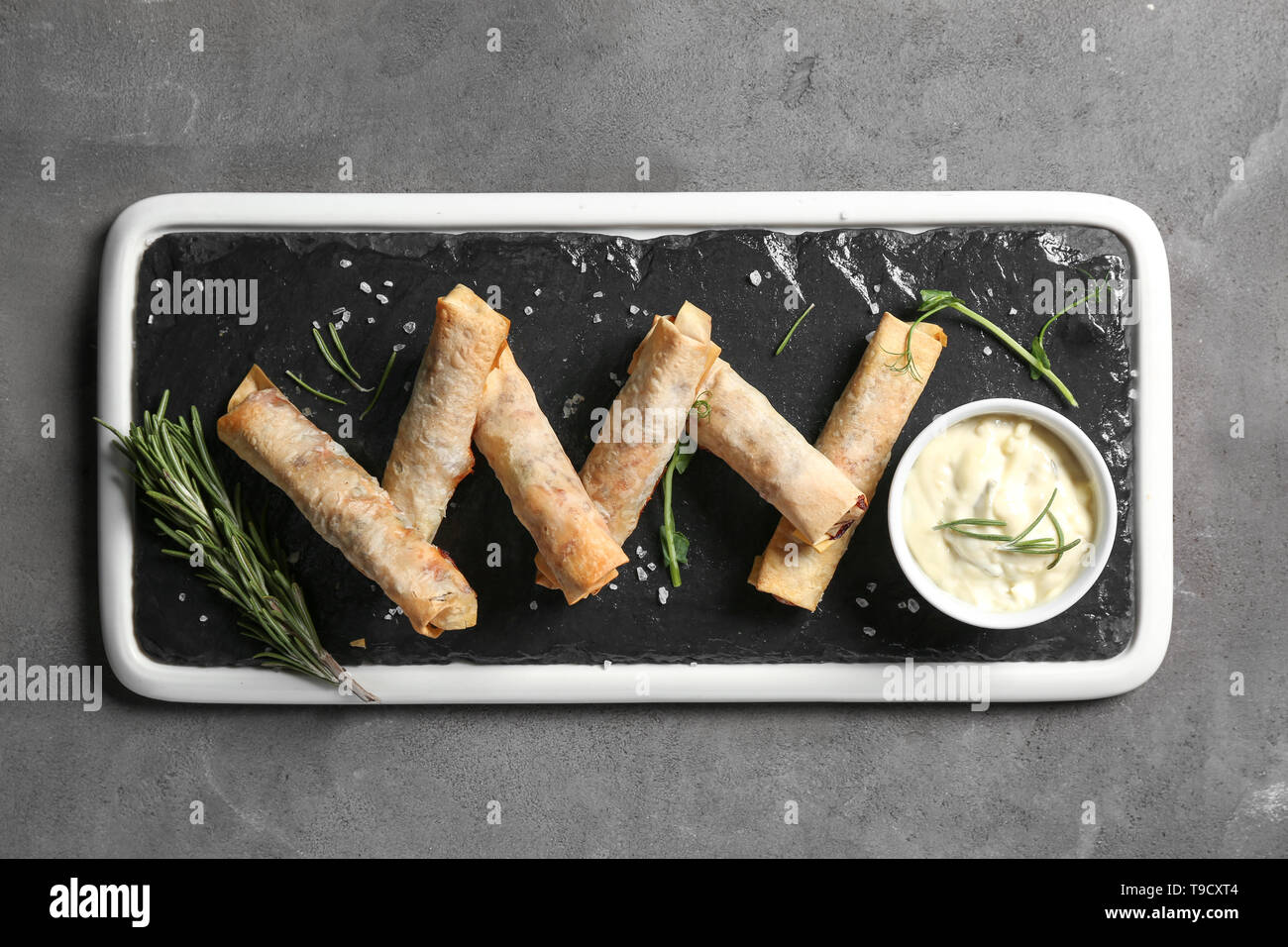 Rolled phyllo dough in hi-res stock photography and images - Alamy