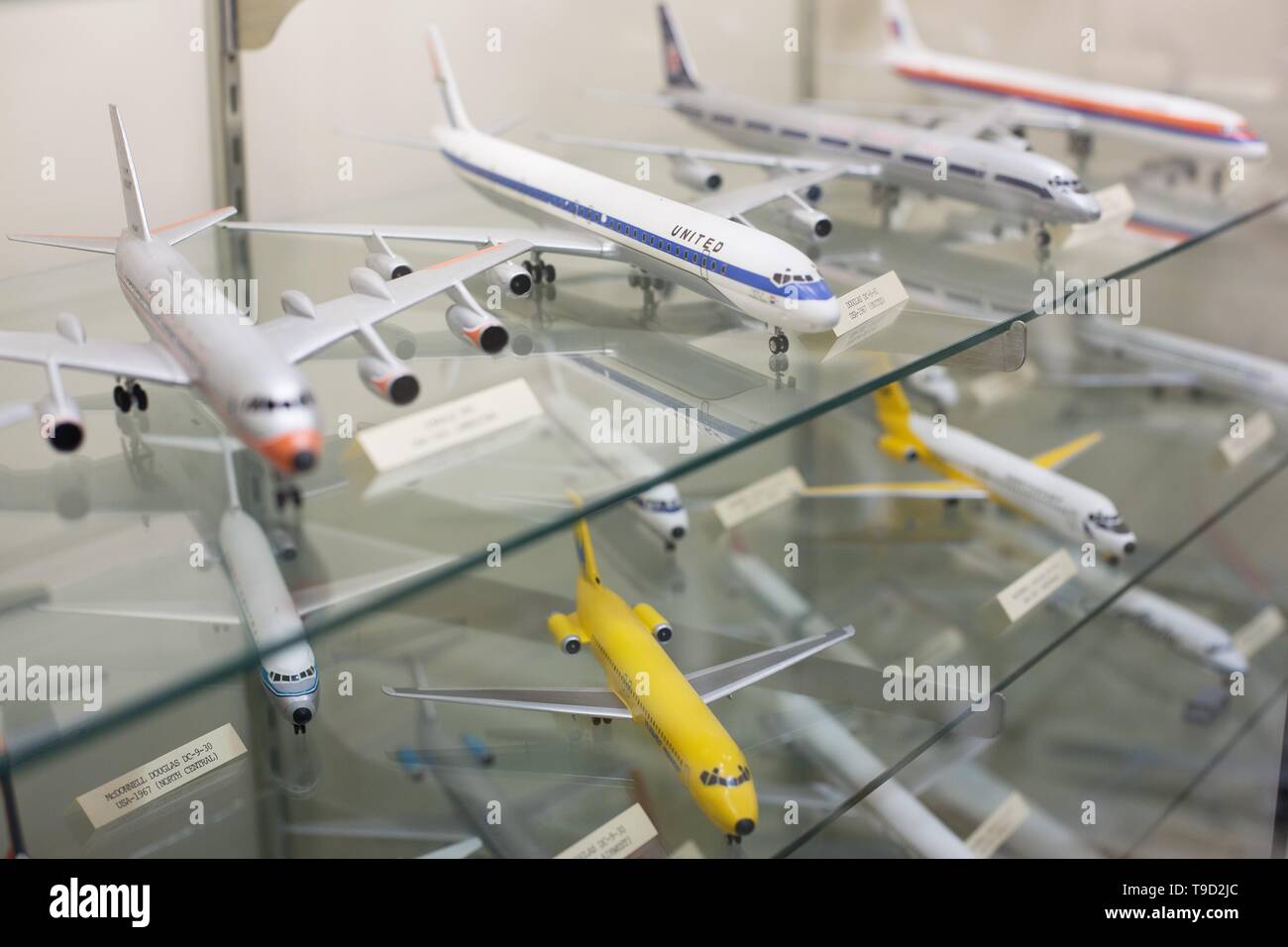 Display Shelves For Model Airplanes at Rita Skelley blog