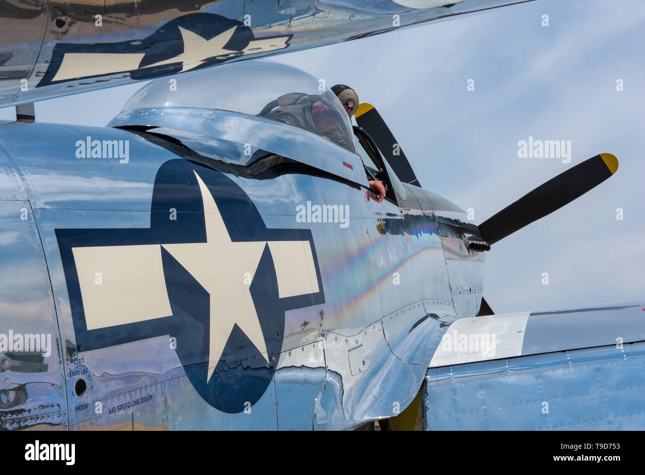 Andrew Mckenna Air Force Heritage Flight Foundation P-51 briefs his ...