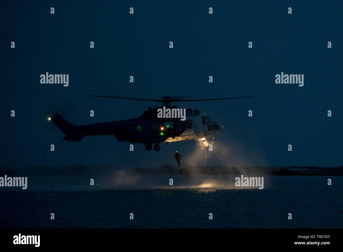Special Tactics trainees with the Special Tactics Training Squadron ...