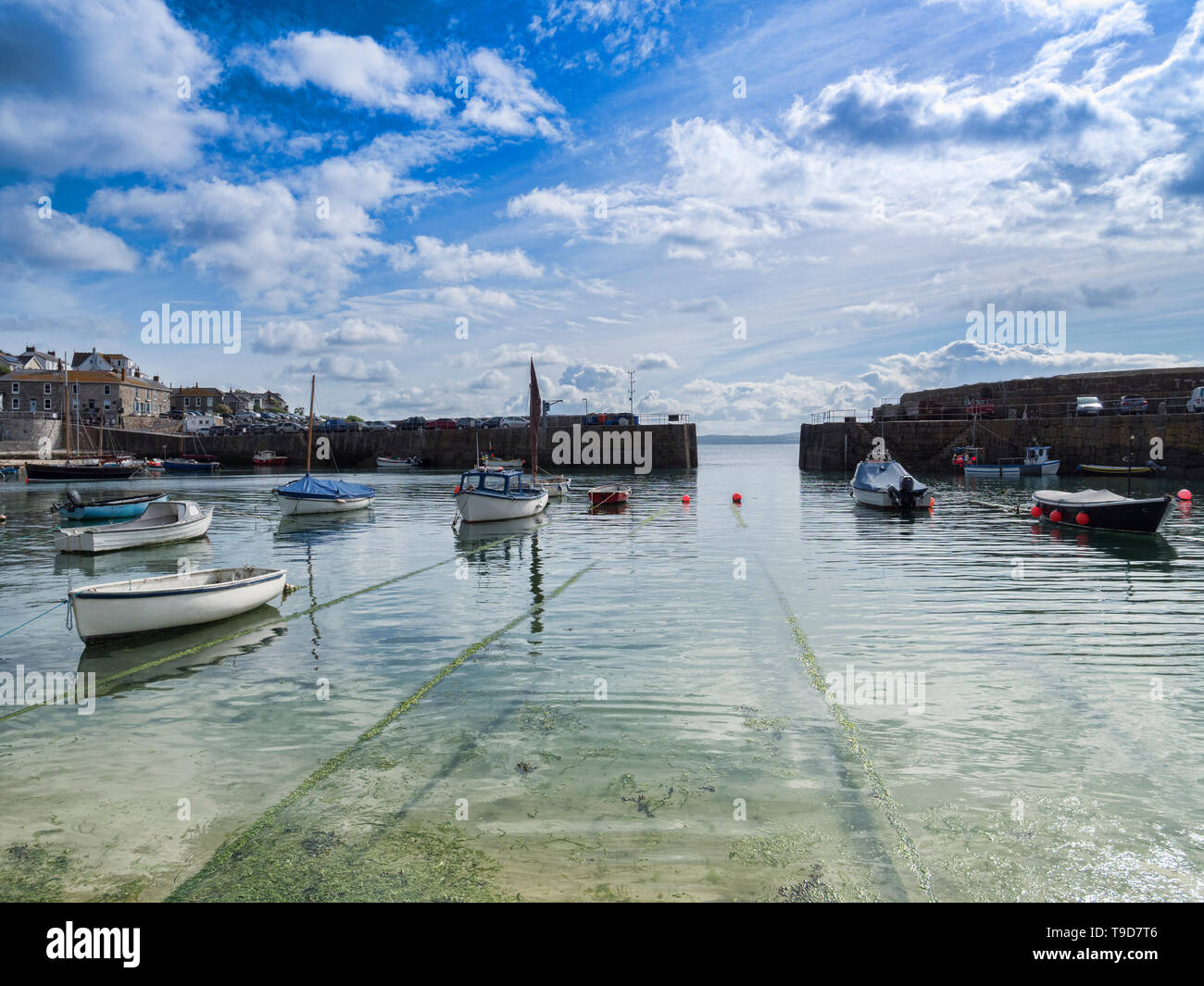 Mousehole cornwall hi-res stock photography and images - Alamy