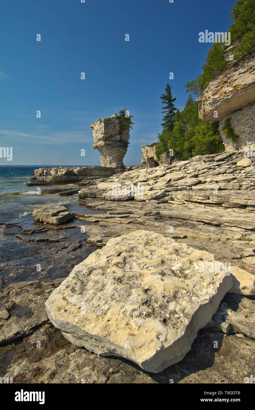 Limestone Flowerpots on Flowerpot Island in Georgian Bay Fathom Five ...