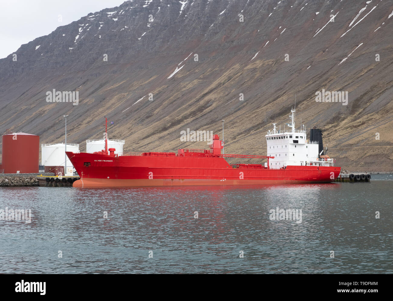 Container ship moored in Ísafjörður port, Iceland Stock Photo - Alamy