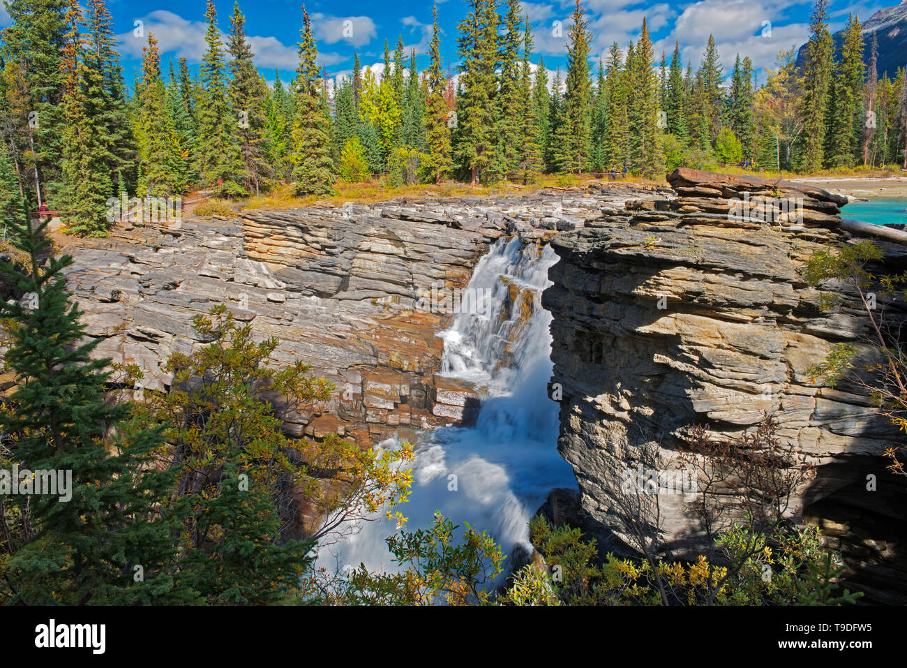 Canadian waterfalls hi-res stock photography and images - Alamy