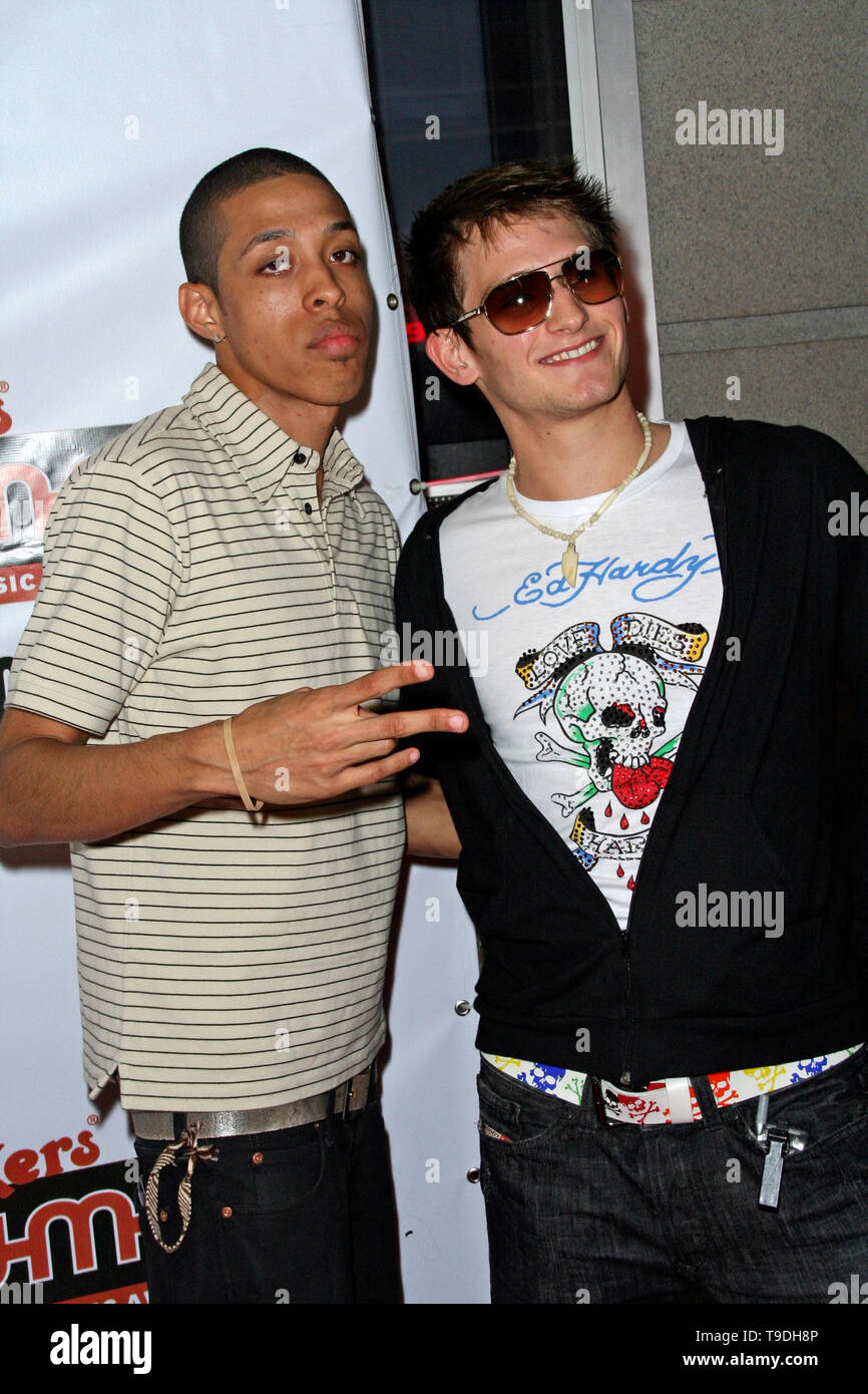 Dj flow hi-res stock photography and images - Alamy