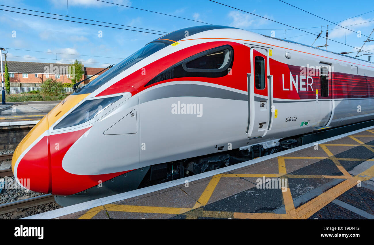 Grantham Station, Lincolnshire, England. The London North Eastern ...