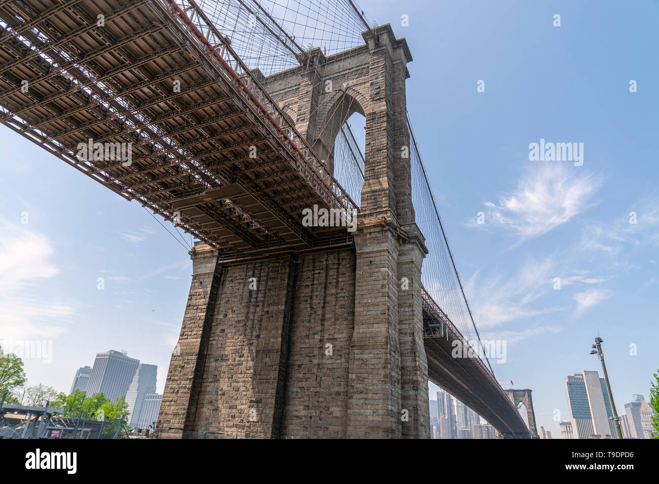 Brooklyn bridge on sunny day view detail Stock Photo - Alamy