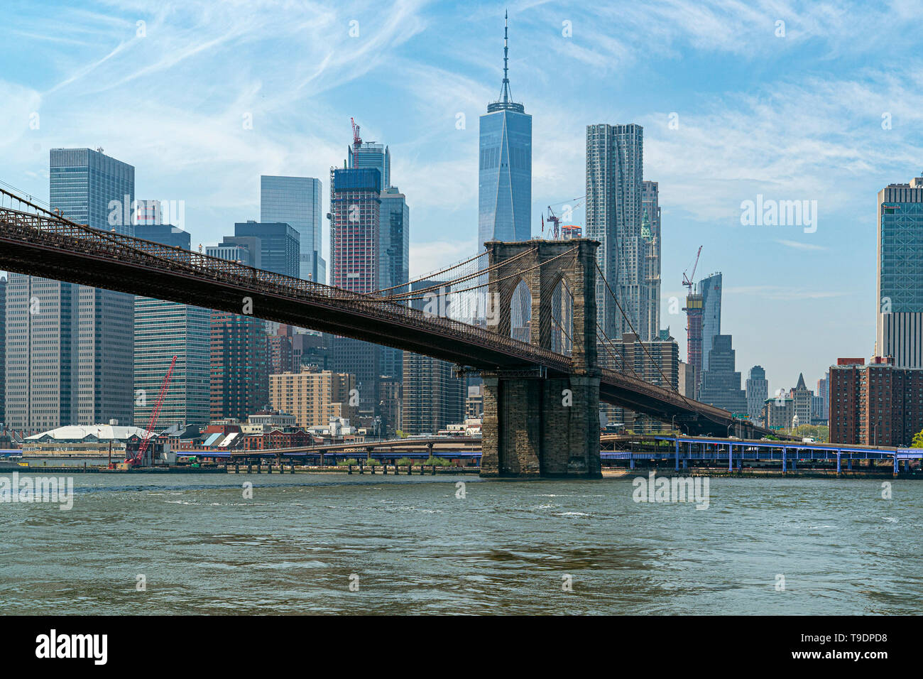 Brooklyn bridge on sunny day view detail Stock Photo - Alamy