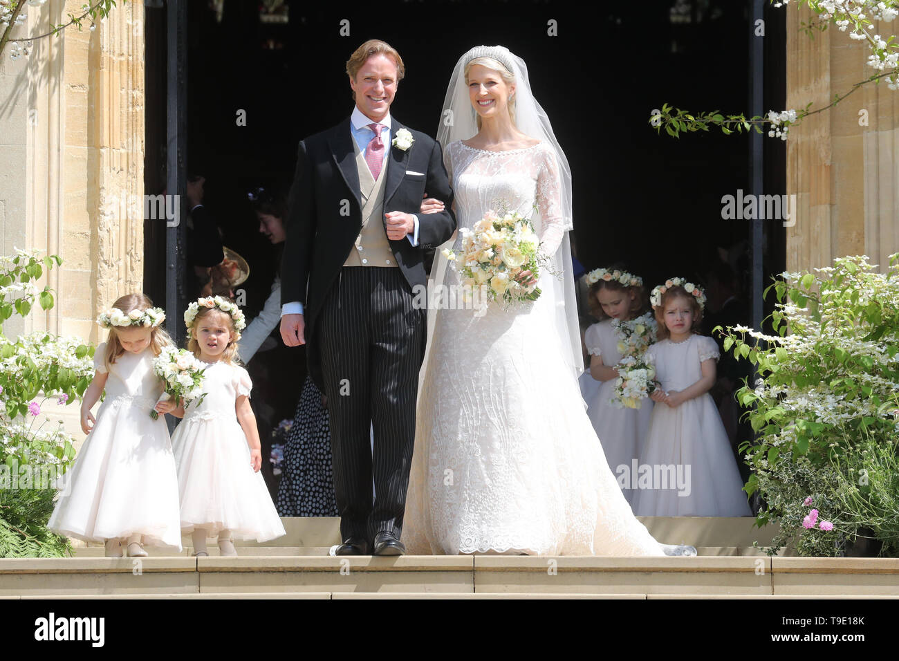 Newlyweds Thomas Kingston and Lady Gabriella Windsor smile on the steps ...