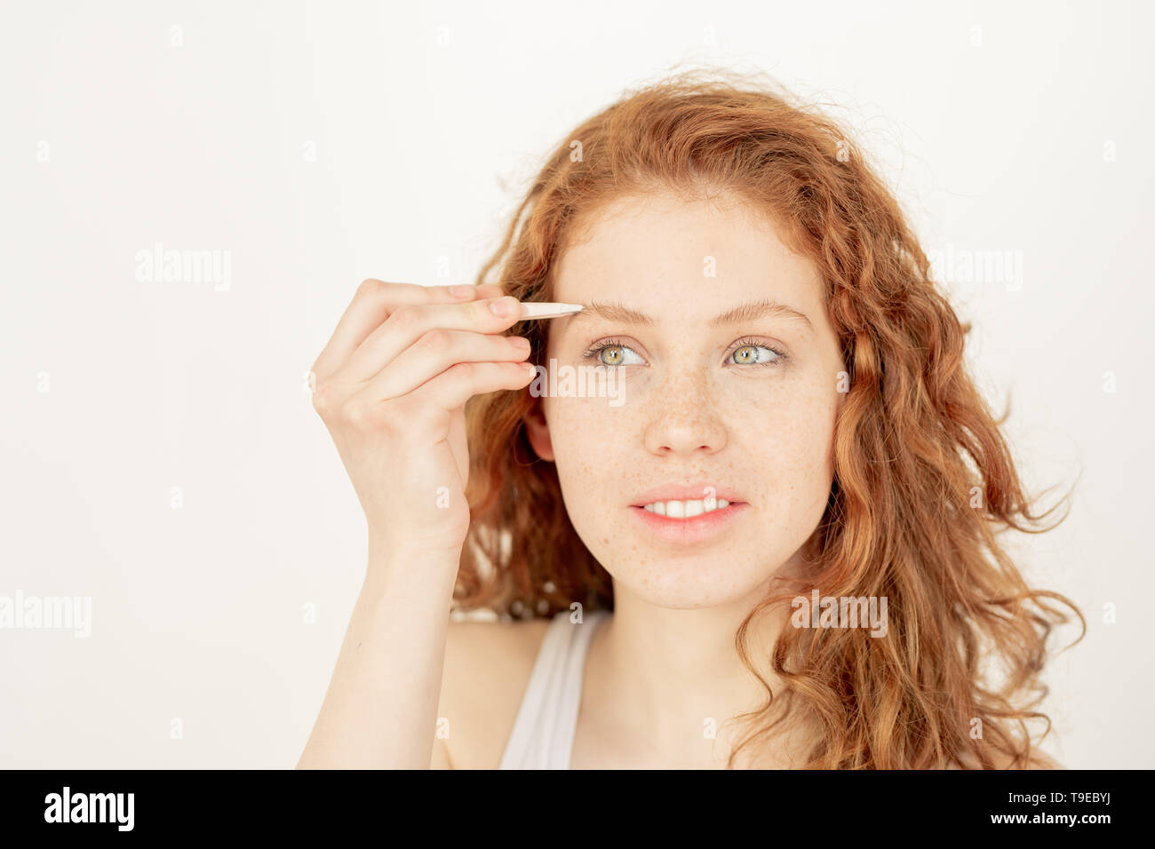 Pretty eyebrows hi-res stock photography and images - Alamy