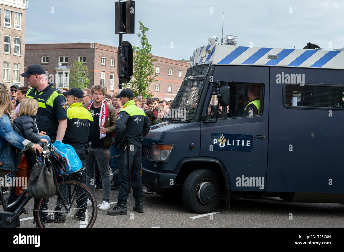 Dutch uniform hi-res stock photography and images - Alamy