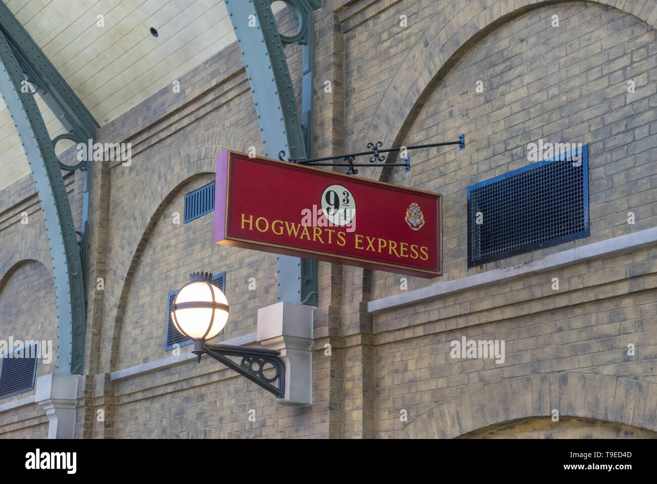Orlando, Florida USA, Universal Studios Theme Park, 9 3/4 Platform ...