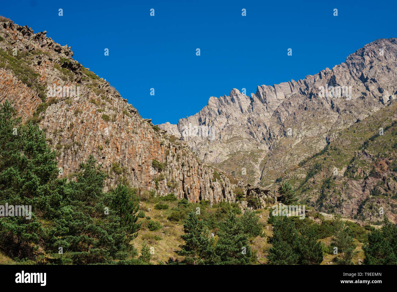 Daryal gorge hi-res stock photography and images - Alamy