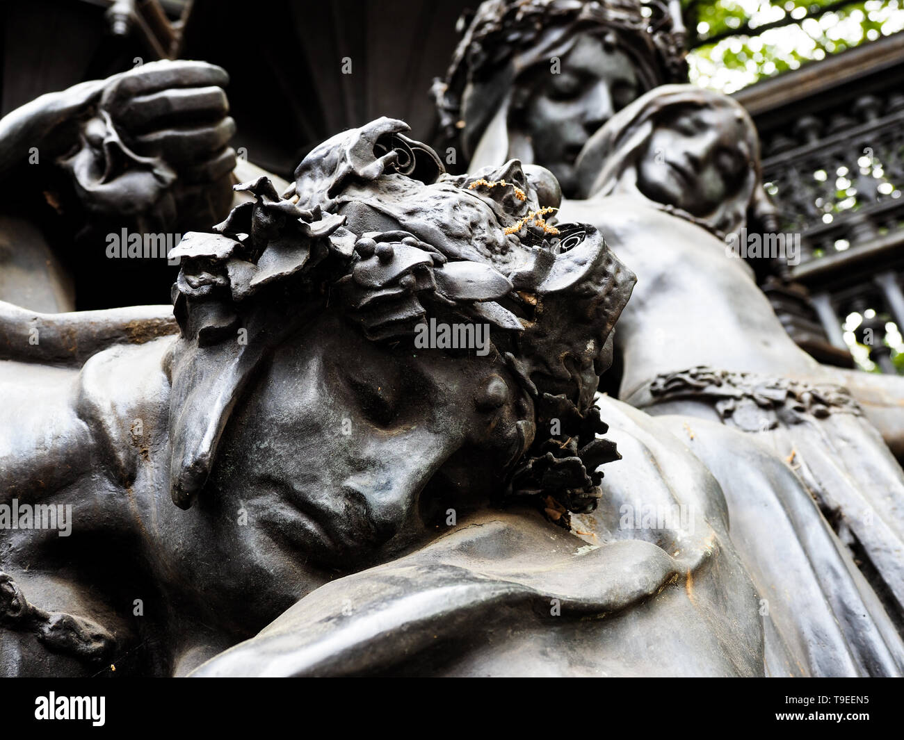 Queen Alexandra Memorial Stock Photo - Alamy