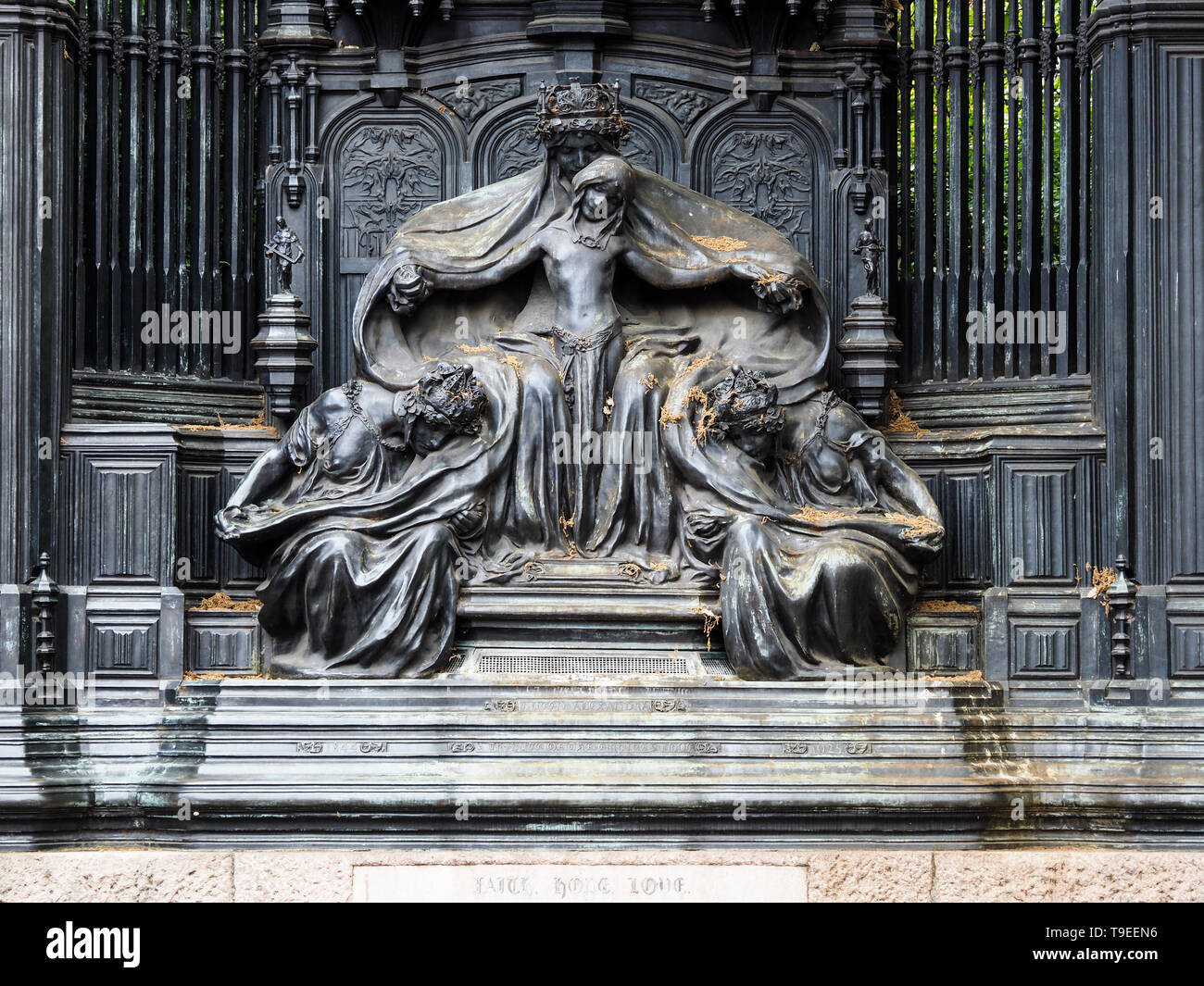 Queen Alexandra Memorial Stock Photo - Alamy