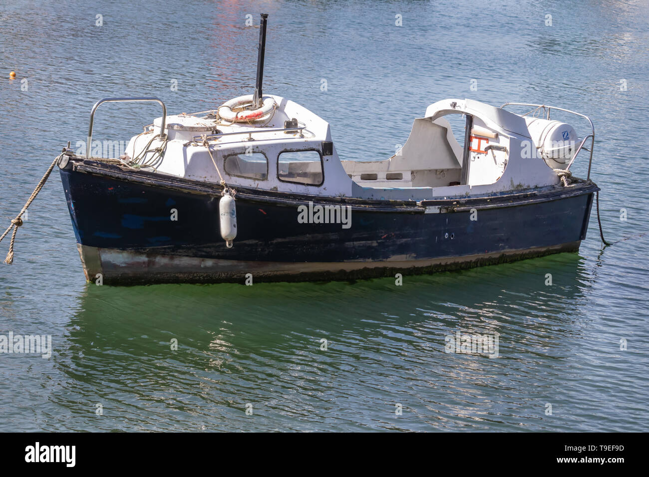 Beam Trawlers and Fishing Boats in Brixham Harbour and Quayside,Torbay ...