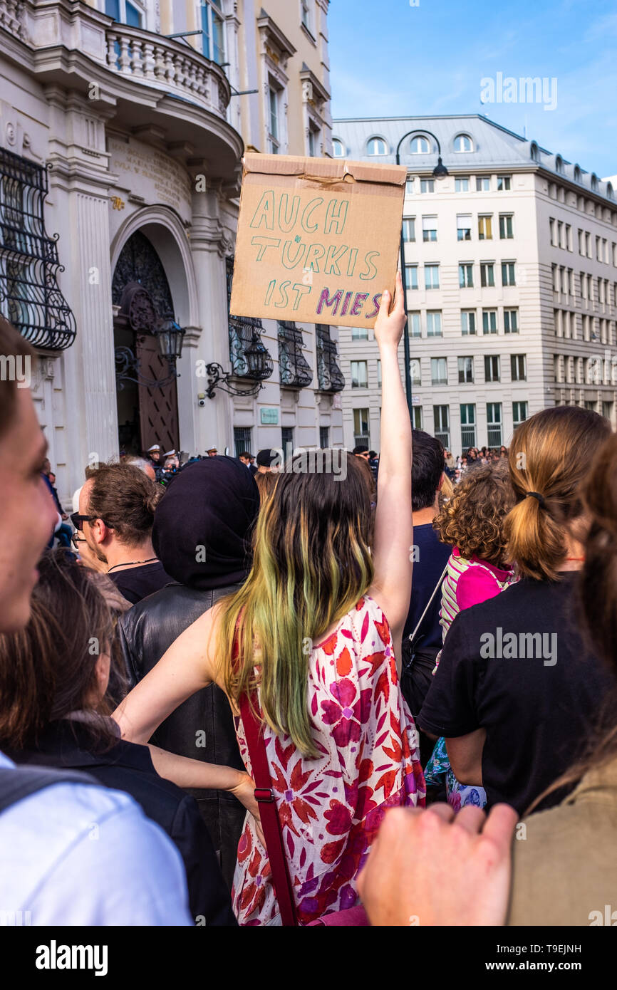 Russian right wing politician hi-res stock photography and images - Alamy